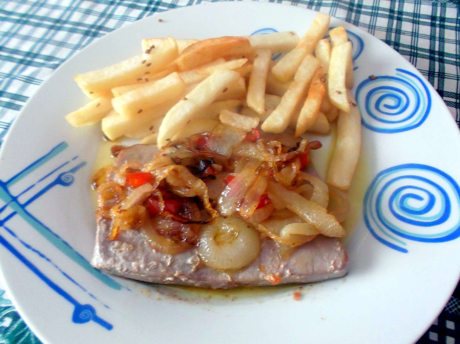 Bifes de Atum em Azeite • Livro de Culinária