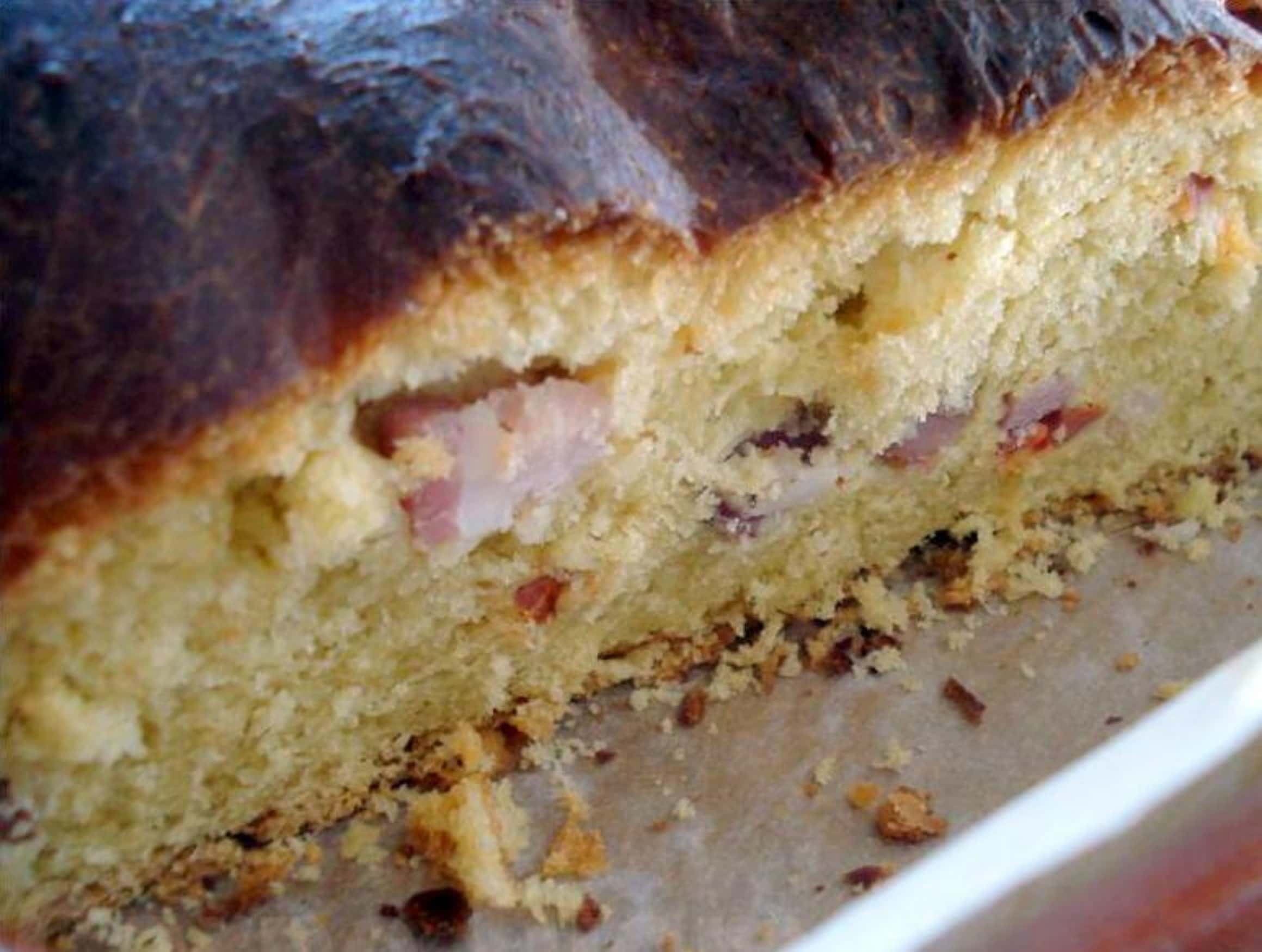 Folar de Carne Transmontano • Livro de Culinária